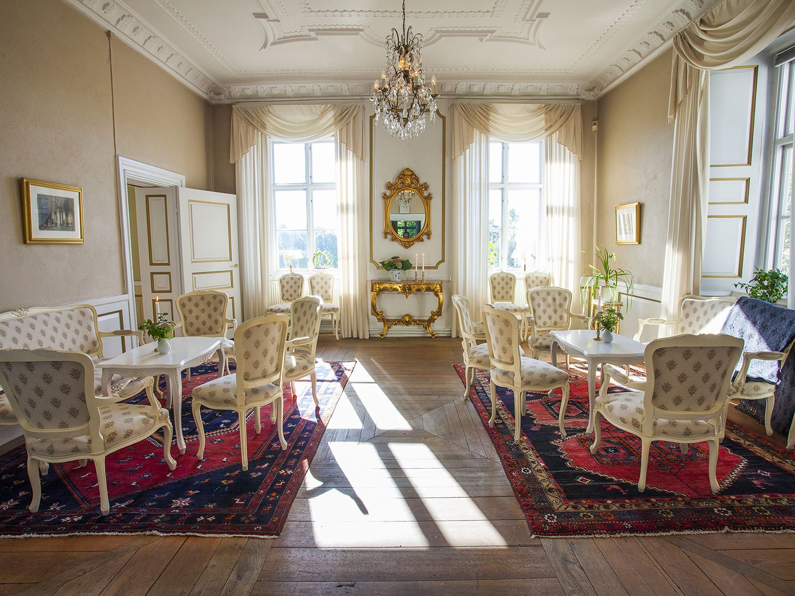 Haga Slott i Enköping - Boka de bästa erbjudandena!