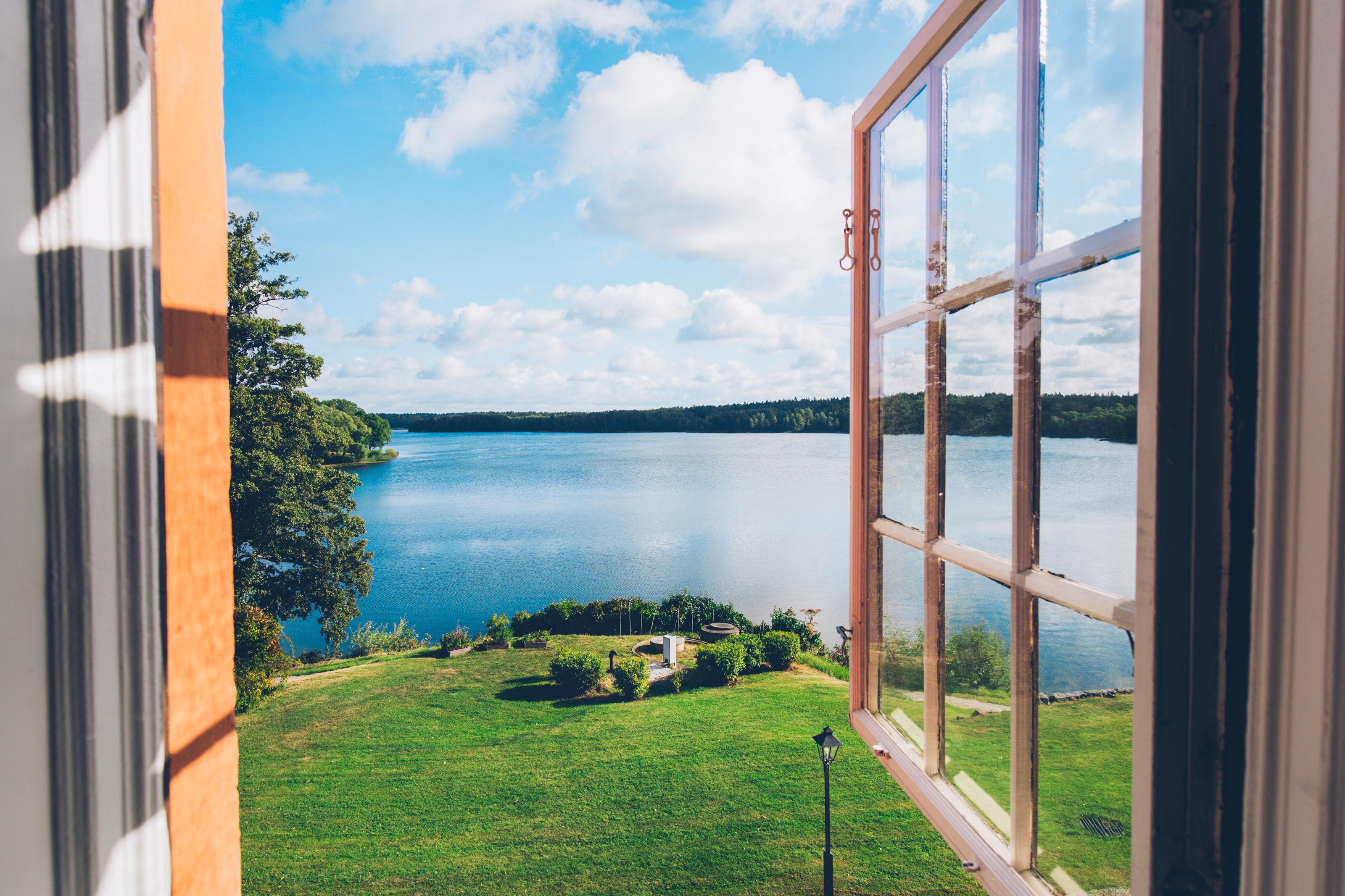 Lejondals Slott i Bro - Boka de bästa erbjudandena!