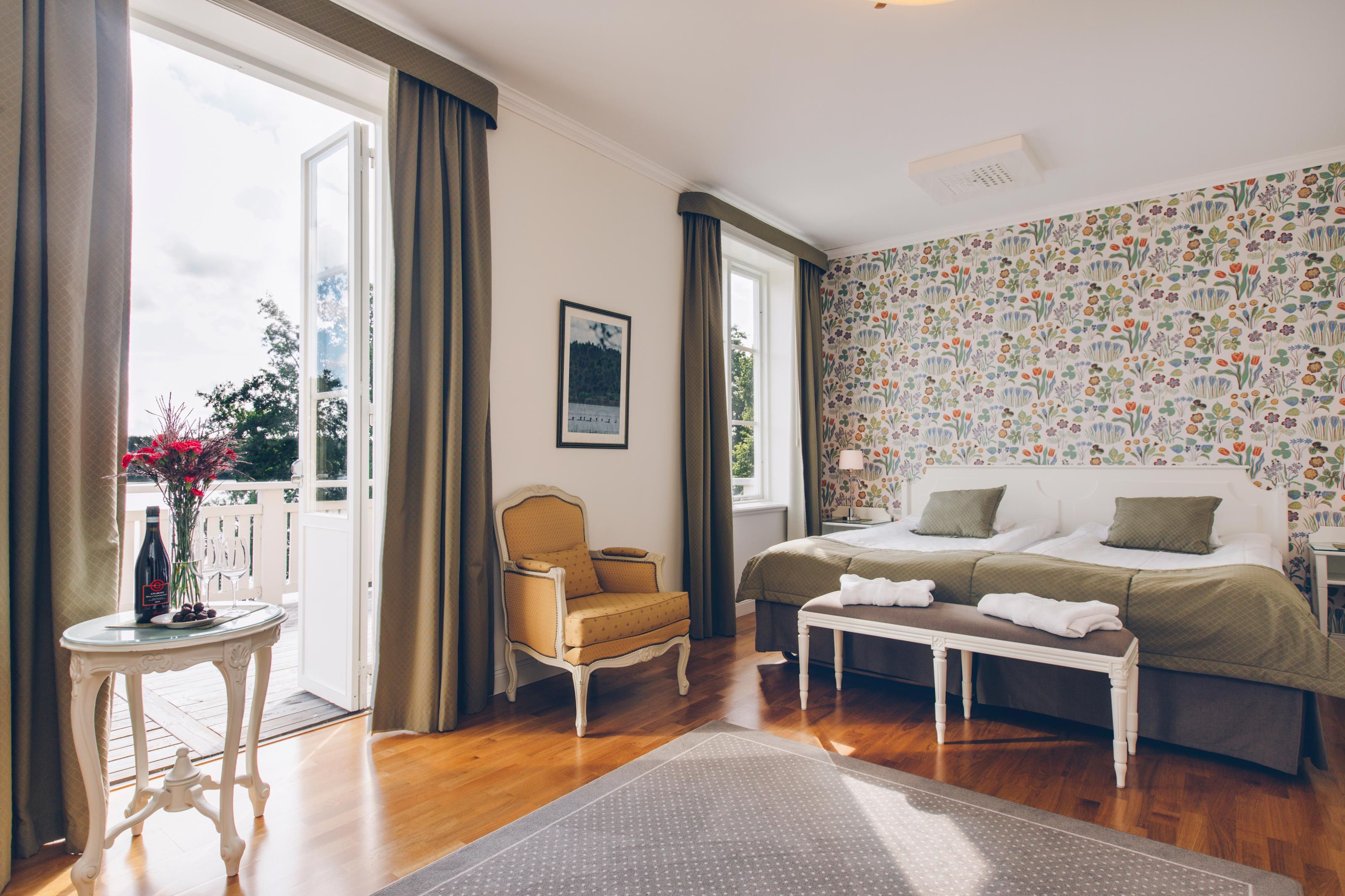 Lejondals Slott i Bro - Boka de bästa erbjudandena!