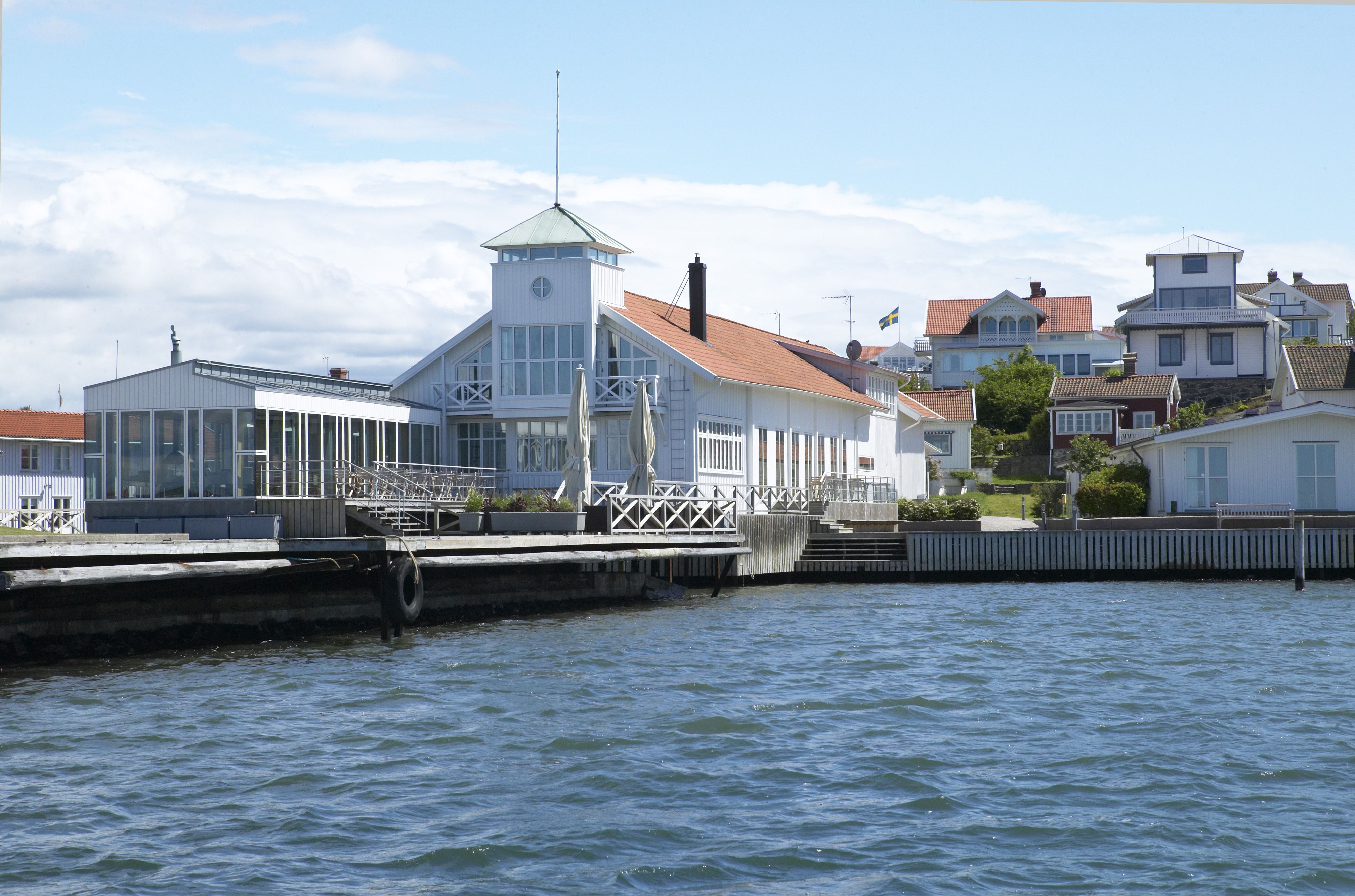 Gullmarsstrand Hotell & Konferens i Fiskebäckskil - Boka de bästa ...