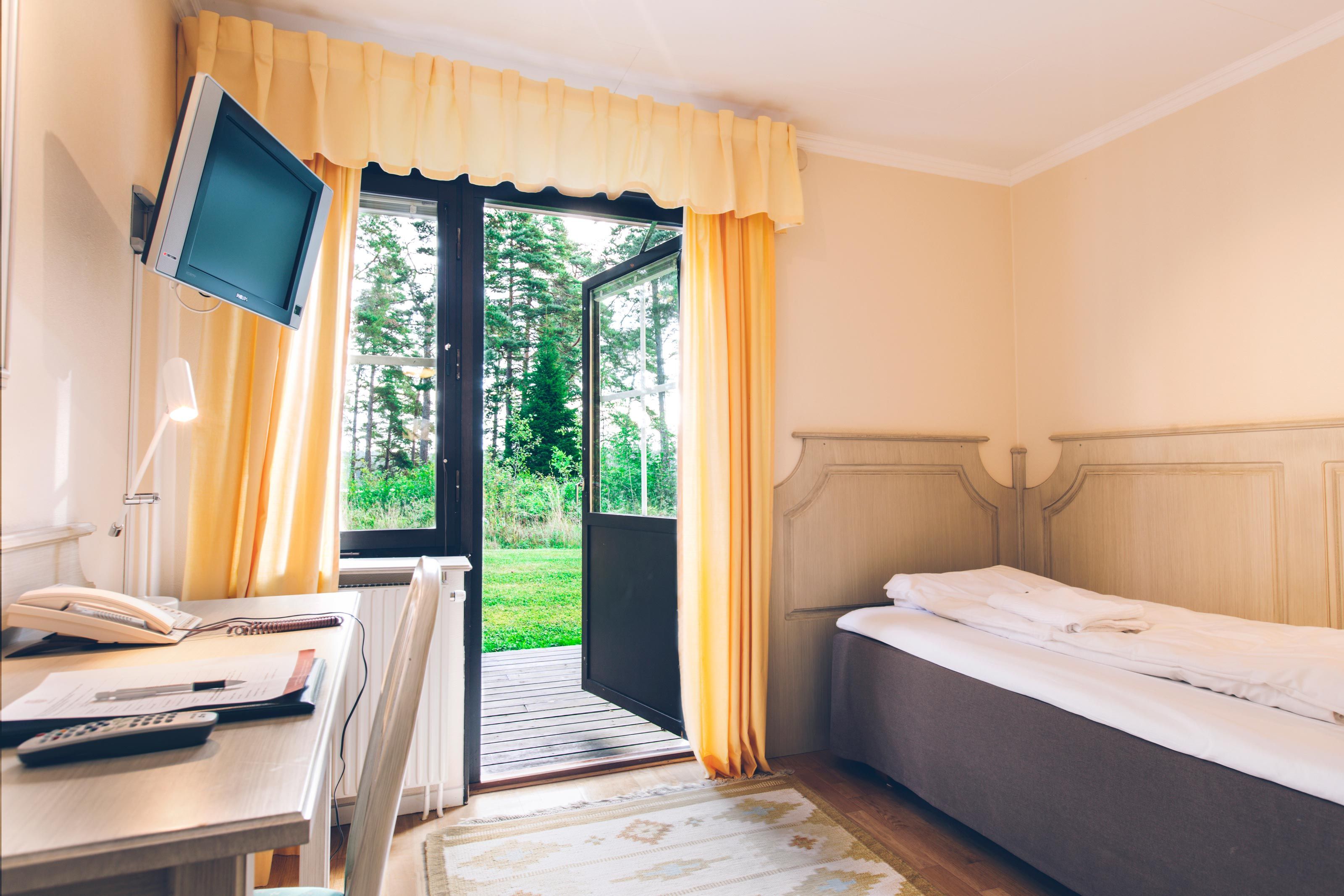 Lejondals Slott i Bro - Boka de bästa erbjudandena!