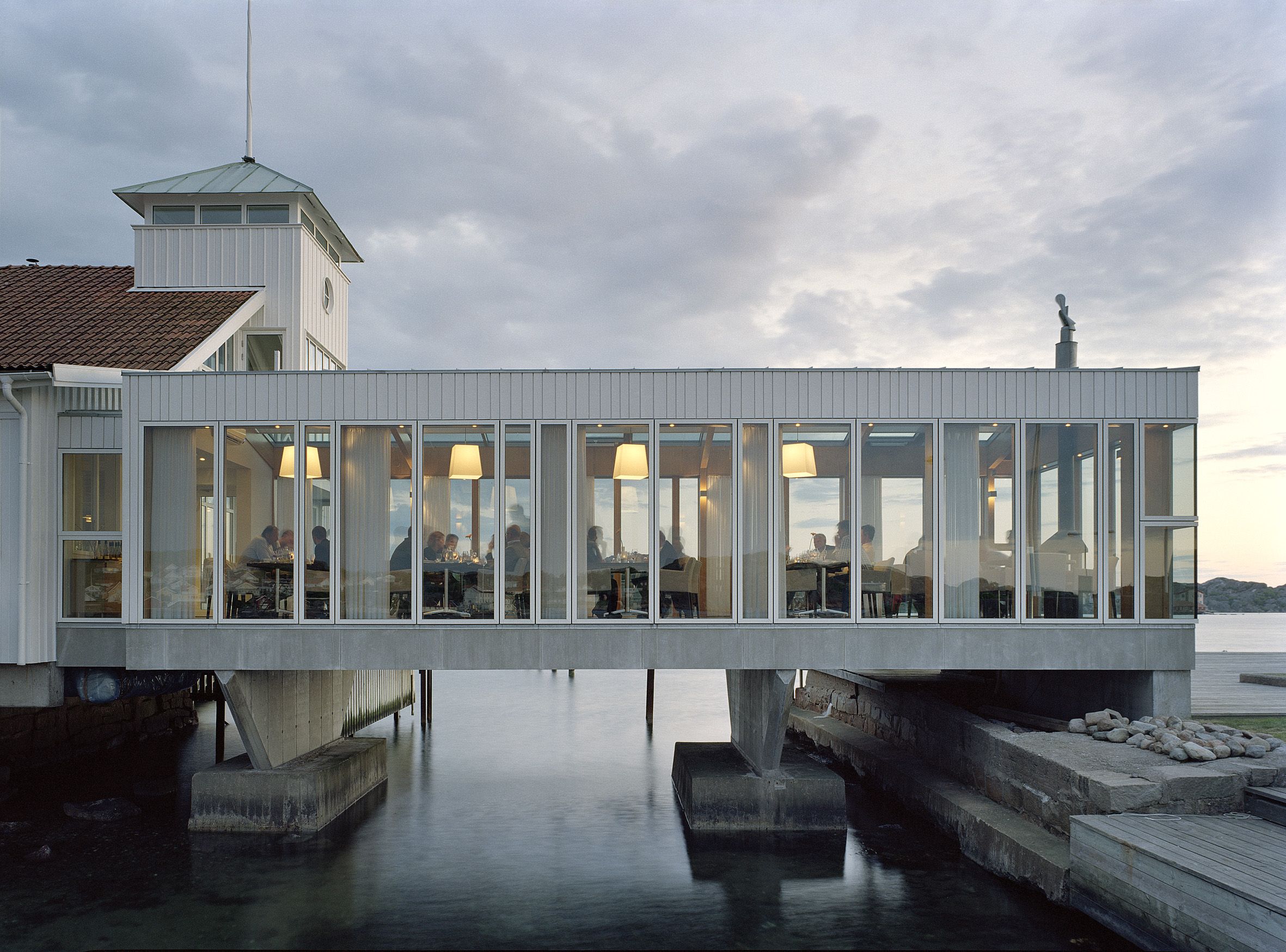Gullmarsstrand Hotell & Konferens i Fiskebäckskil - Boka de bästa ...