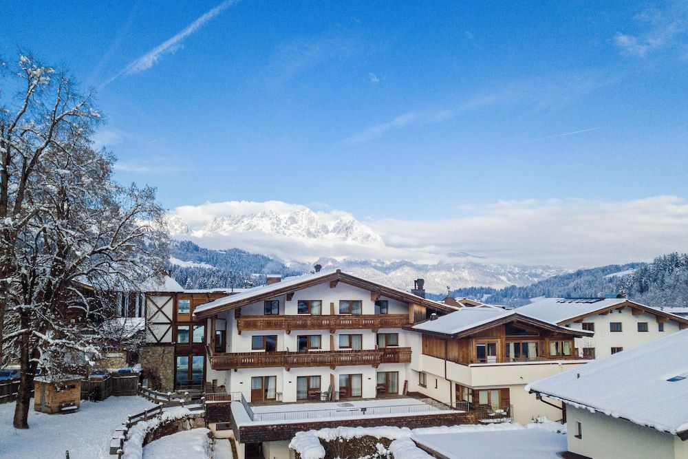 Dorfresort Kitzbühel by ALPS RESORTS i Reith bei Kitzbühel - Boka de ...
