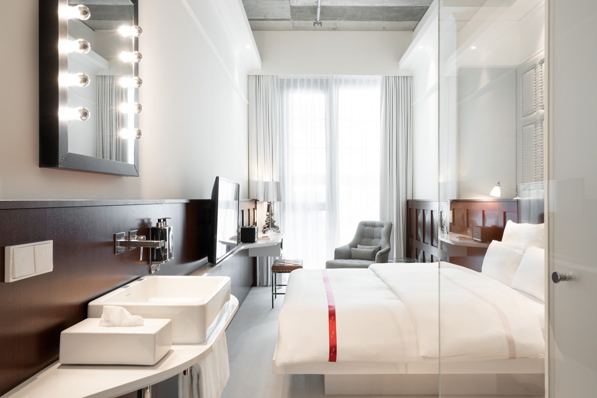 Ruby Louise Hotel & Bar i Frankfurt am Main - Boka de bästa erbjudandena!