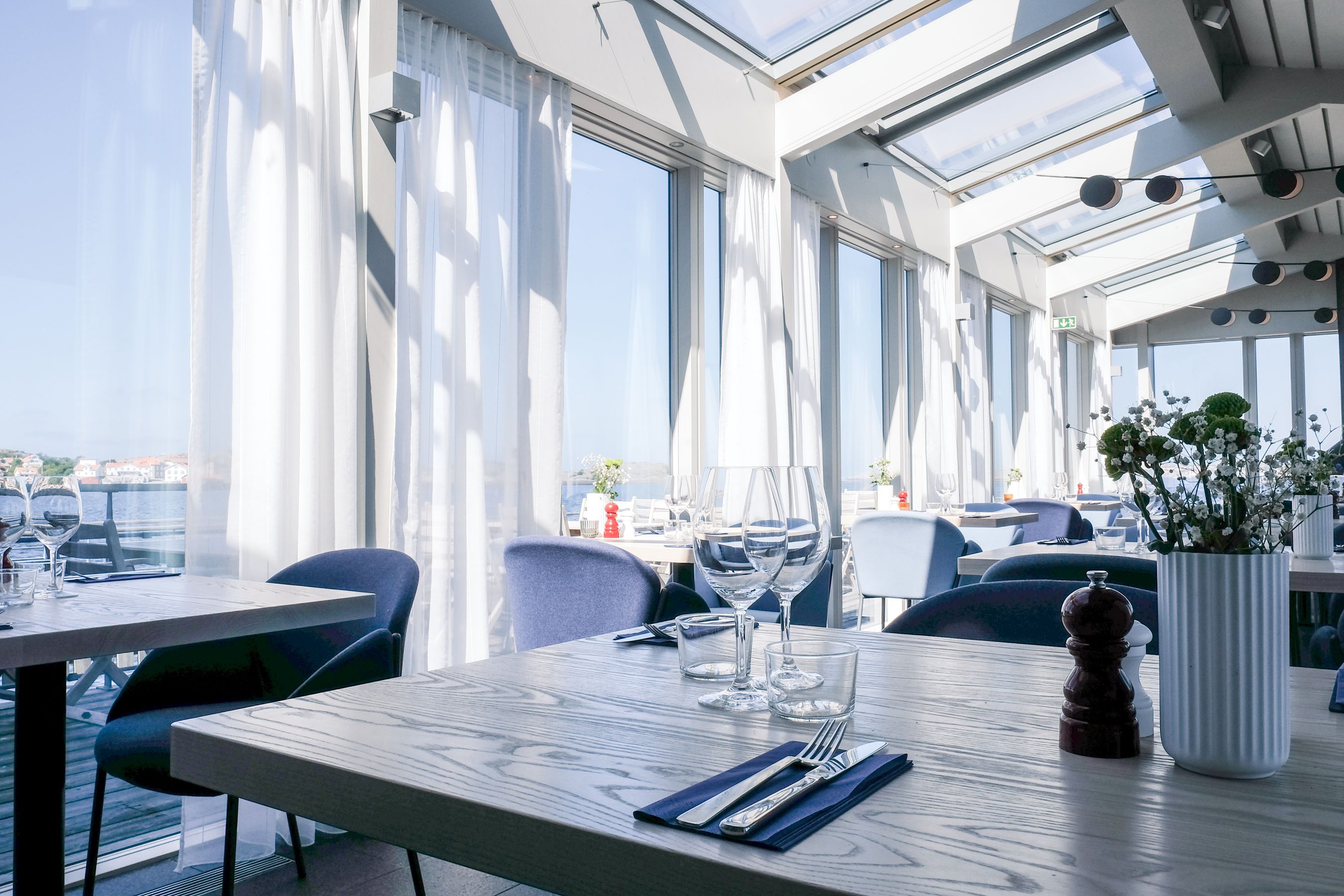 Gullmarsstrand Hotell & Konferens i Fiskebäckskil - Boka de bästa ...