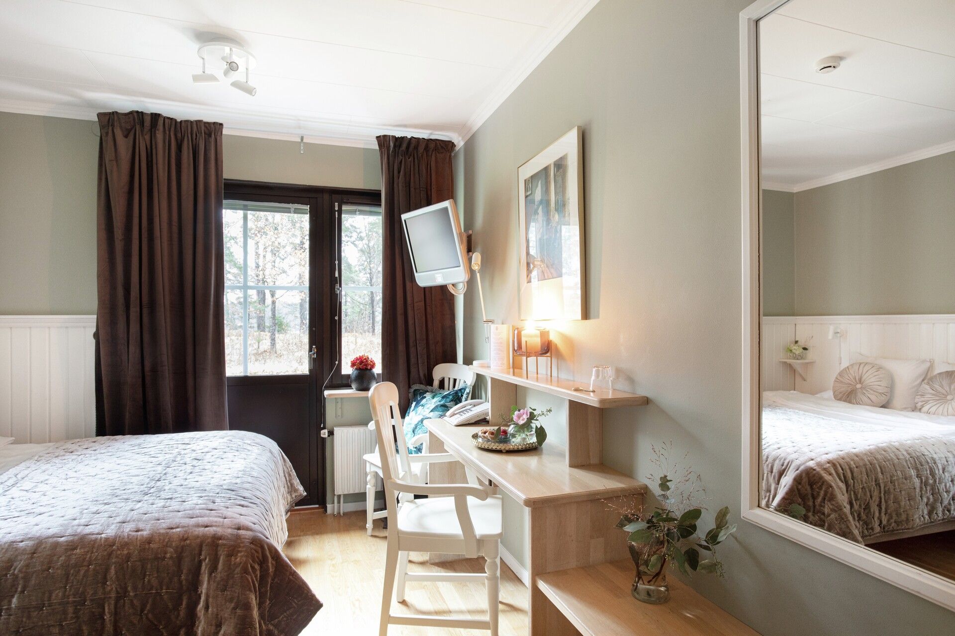 Lejondals Slott i Bro - Boka de bästa erbjudandena!